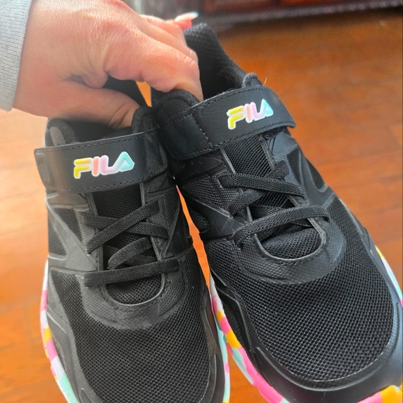 Fila | Shoes | Fila Girls | Poshmark